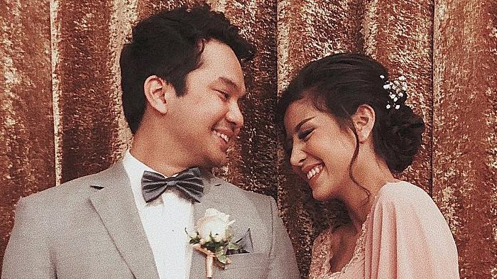 Sang Pacar Berulang Tahun, Awkarin Berikan Dua Hadiah yang Harganya ...