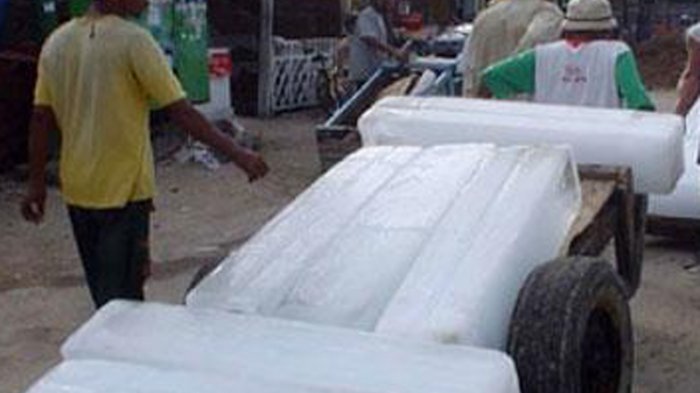 Es Batu Tiba di Indonesia pada 1846, Berapa Harganya saat Kali Pertama ...