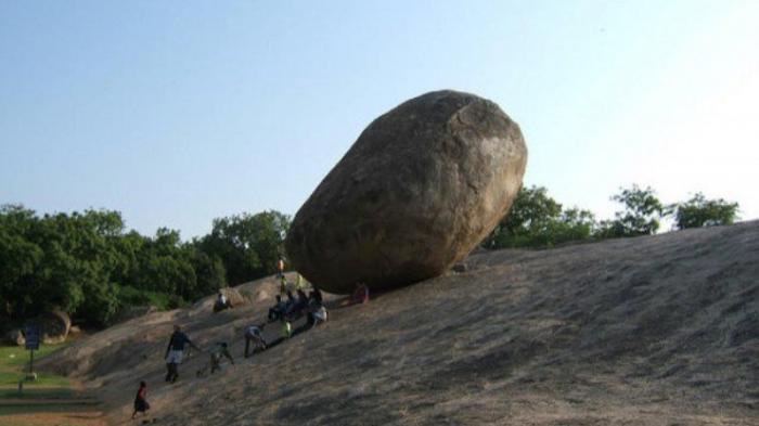 Batu Raksasa Ini Hadirkan Misteri dan Mematahkan Teori Hukum Fisika ...