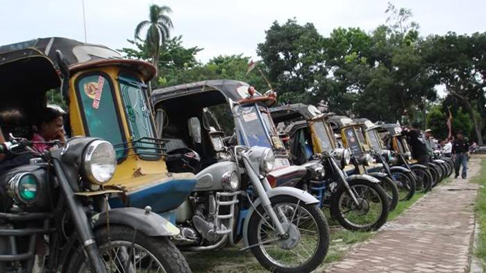 Mengenal BSA, Motor Gede Sisa Perang Dunia II yang Jadi Ikon Becak di ...