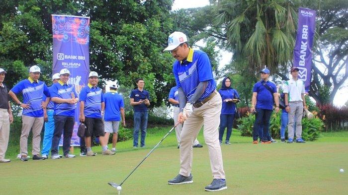 Rayakan HUT ke-124, Bank BRI Gelar Turnamen Golf di Medan - Tribun ...