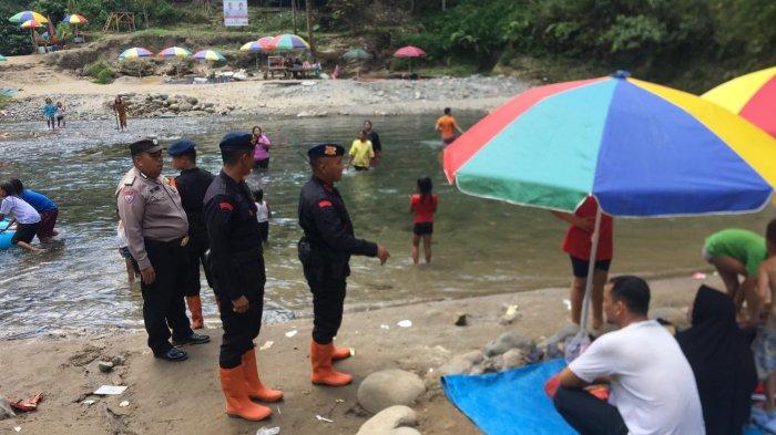 Monitor Keselamatan Pengunjung, Batalyon B Pelopor Sat Brimob Polda Sumut Edukasi Pengunjung ...