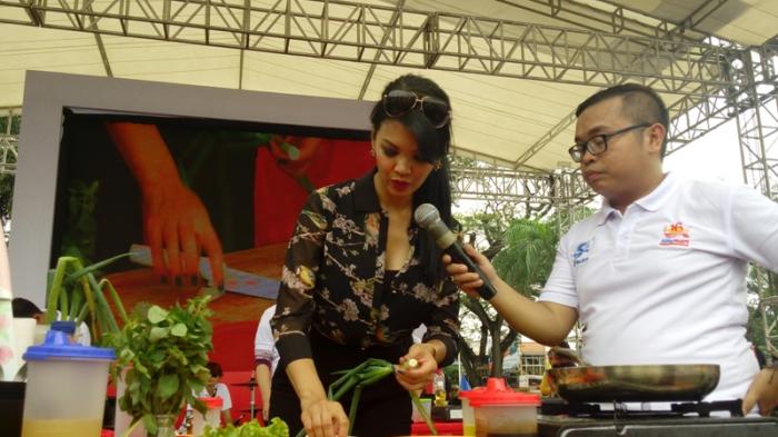 Ini Rahasia Chef Farah Quinn Menjaga Tubuh Tetap Langsing - Tribun ...