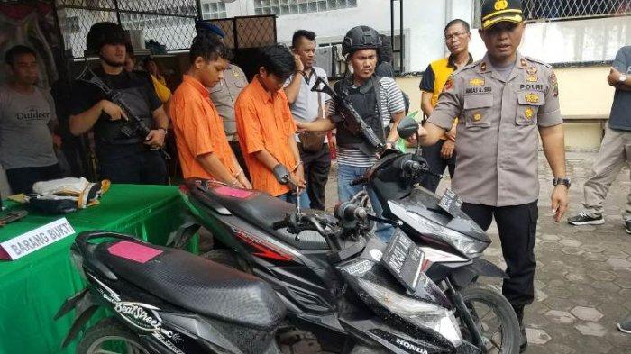Curi Motor Milik Anggota Brimob Polda Sumut, 4 Orang Pencuri Ini Ditangkap Polisi - Tribun-medan.com