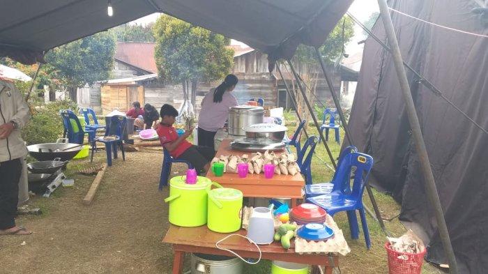 Polres Taput Gelar Dapur Umum di Lokasi Bencana Ringankan Beban ...