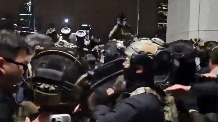 Presiden Korea Selatan Yoon Suk Yeol Umumkan Darurat Militer, Tentara ...