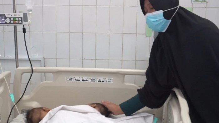 BREAKING NEWS-Berlangsung Selama 10 Jam, Operasi Pemisahan Bayi Kembar Siam Adam dan Aris ...