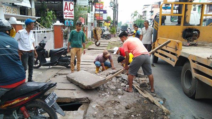 Persoalan Banjir Jadi Prioritas Bobby Nasution, Dinas PU Kebut Normalisasi Drainase - Tribun ...