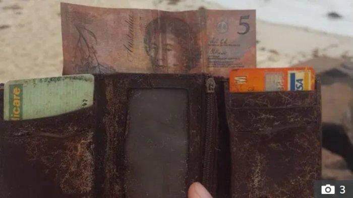 Hilang 26 Tahun Lalu, Pria ini Temukan Lagi Dompetnya, Masih Ada Uang ...