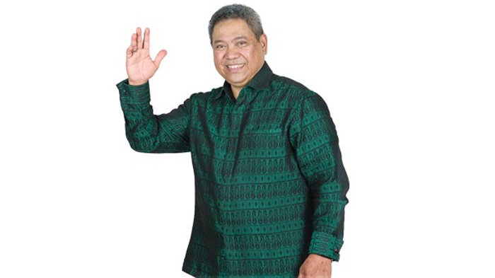 Dr Eddy Berutu Gotong Royong Bersama Warga, Tonton Videonya - Tribun-medan.com