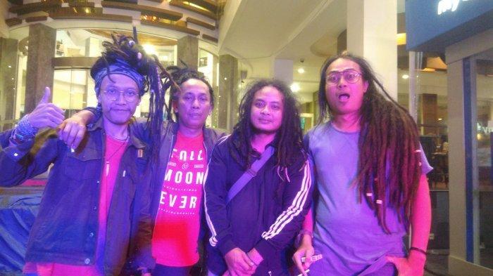 Suka Model Rambut Gimbal, Ini Jenis Rambut yang Paling Cocok Dijadikan ...