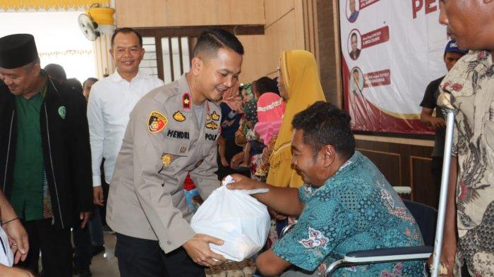 Kompol Hendri Nupia Barus Wakili Kapolres Langkat AKBP Faisal Simatupang Baksos Hari Pers ...