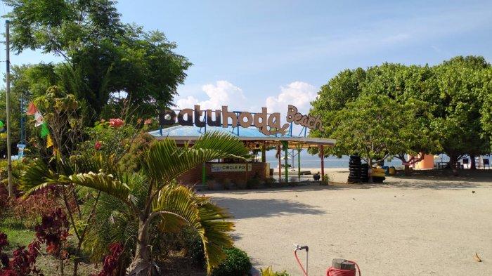 Pantai Batu Hoda, Tawarkan Pemandangan yang Eksotis dan Hadirkan Wahana ...