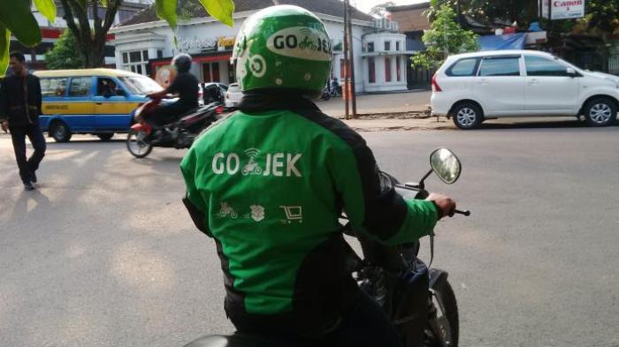 Sopir Gojek Ini Diupah Rp 5 Juta Untuk Mengantar Barang Ini ke ...