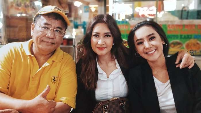 Hubungan Nafa Urbach-Zack Lee, Dari Susah Move On, Hingga Cinta Pertamanya Rahma Azhari - Tribun ...