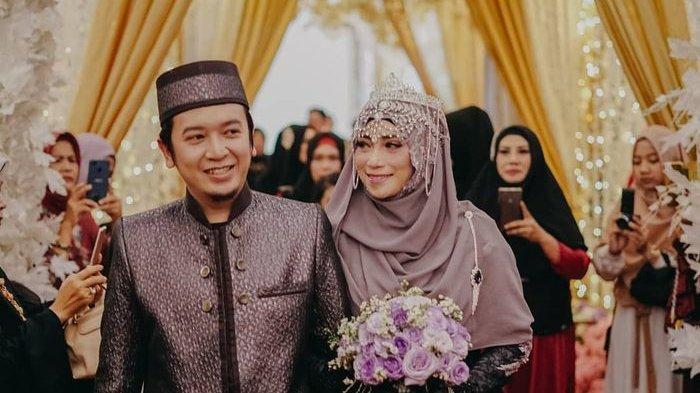 Terjawab dari Penyanyi Inka Cristie kenapa Baru Menikah di Usia 44 ...