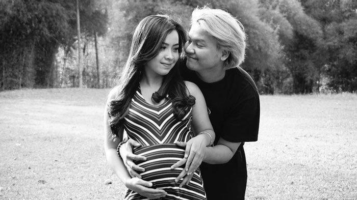 3 Selebriti yang Dikaruniai Anak di Tanggal Cantik, Ada Desta, Ricky ...