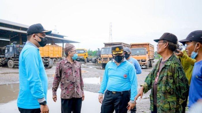Truk Bertonase Tinggi Bikin Rusak Jalan di Marelan, Bobby Nasution Langsung Respon - Tribun ...