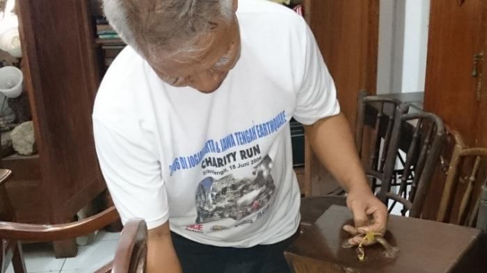 Benda Antik Jimmy Siahaan Jadi Properti Film Tiga Nafas Likas - Tribun ...