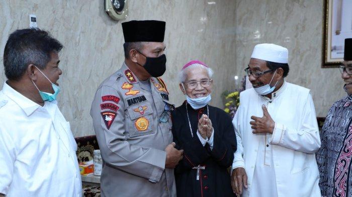 SILATURAHMI Tokoh Lintas Agama di Hari Raya Idul Fitri, Kapolda Sumut Ucapkan Terima Kasih ...