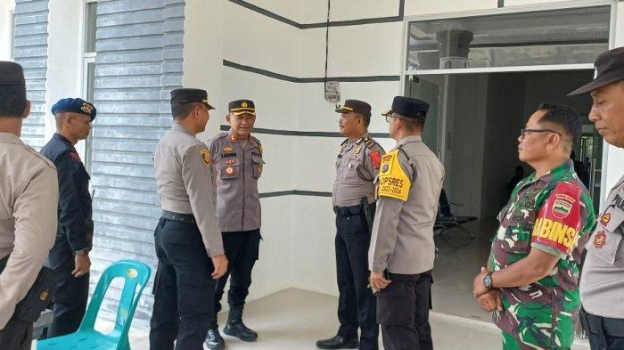 Pastikan Proses Rekapitulasi Aman, Kapolres Labusel dan PJU Kunjungi ...