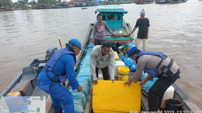 Diawaki Team Regu I Sat Polairud Polres Tanjung Balai Kejar Kapal Tanpa Nama - Tribun-medan.com