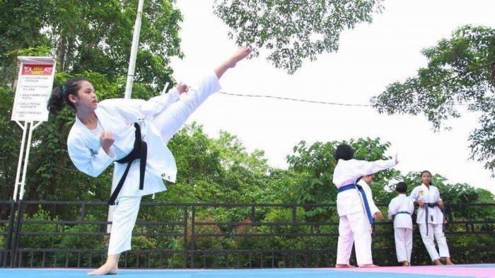 Karateka Cantik Asal Sumut Ini Optimis Bisa Rebut Emas dalam Ajang ...