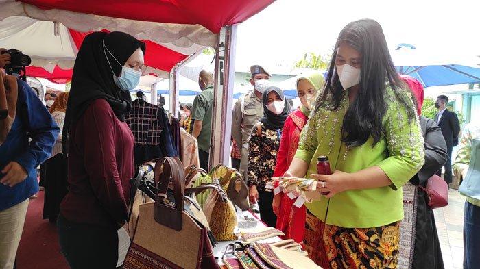 Pemko Promosikan Brand Lokal melalui Pojok UMKM di Grand Mercure Angkasa - Tribun-medan.com