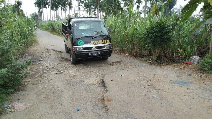 Drainase Tak Kunjung Dibangun, Warga Jalan Bunga Rampai III Tolak ...