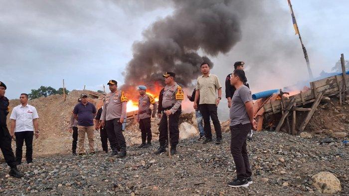 Polisi Hentikan Tambang Emas Ilegal di Madina, Lindungi Lingkungan dari Kerusakan - Tribun-medan.com
