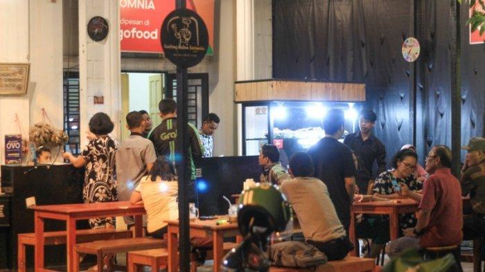 Lontong Malam Insomnia Utamakan Kebersihan dan Kualitas Makanan ...