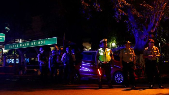 TEROR Sasar Polisi Lagi! Begini Kronologi Penikaman yang Dialami ...