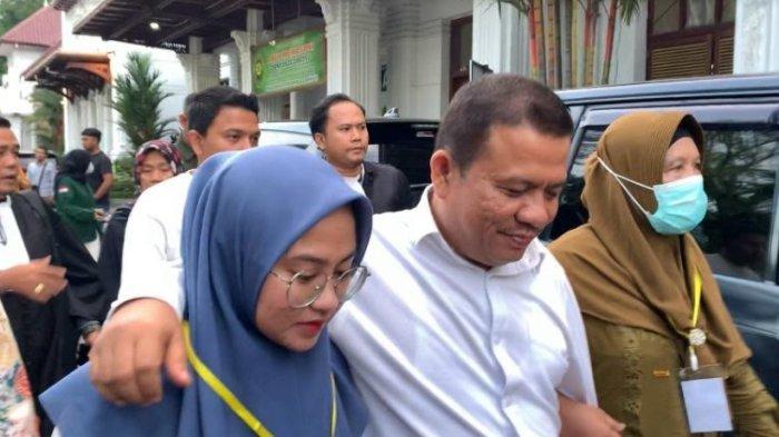 Divonis 5,5 Tahun Perkara Korupsi Bareng Erik Astrada Ritonga, Rudi Syaputra Minta Doa - Tribun ...