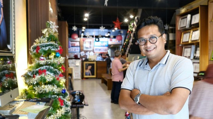 Budaya 'Foto' Menjamur di Akhir Tahun, Ini Promo dari MariPro - Tribun ...