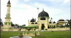 Masjid Azizi, Peninggalan Kesultanan Islam di Bumi Bertuah Langkat ...