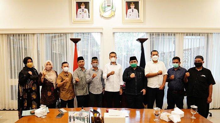 Musa Rajekshah Ajak Alumni UISU Berkontribusi Untuk Almamater - Tribun ...