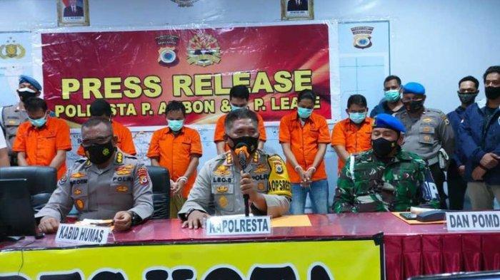 Satu Prajurit TNI dan 2 Oknum Polisi Terlibat Penjualan Senjata ke KKB Papua, Terancam Hukuman ...