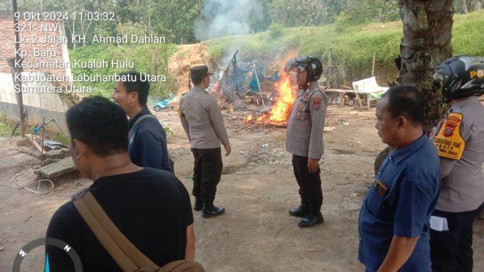 Polsek Kualuh Hulu Grebek Kampung Narkoba dan Robohkan Gubuk Sarang Narkoba - Tribun-medan.com