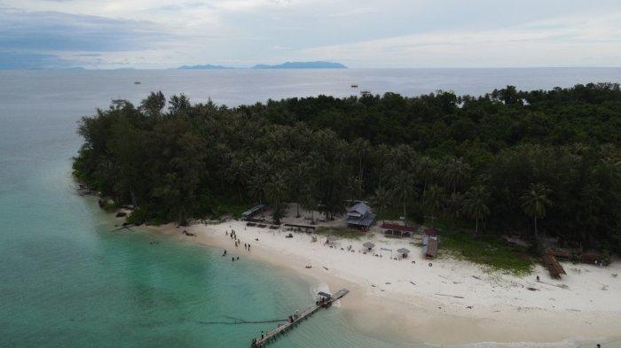 Pantai Pulau Karang Barus, Lokasi Wisata di Tapanuli Tengah yang ...