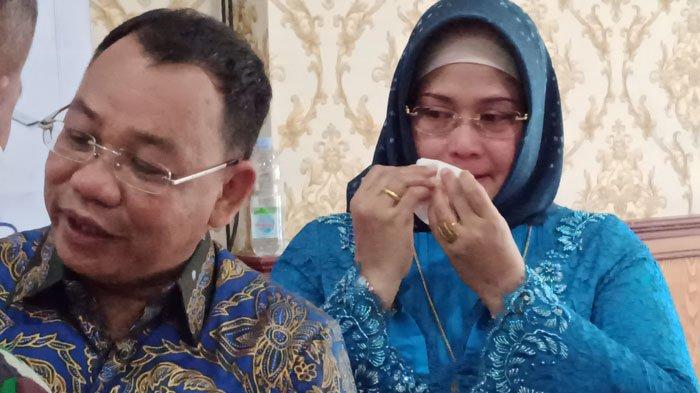 Idaham Berkaca-kaca Lepas Jabatan Wali Kota Binjai, Sang Istri Lisa ...