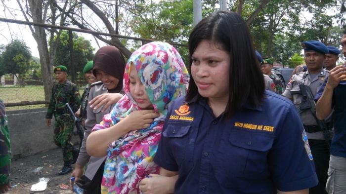 Pembunuh Bidan di Patumbak Dipindah ke Polres Deliserdang - Tribun ... Pembunuh Bidan di Patumbak Dipindah ke Polres Deliserdang - Tribun ...