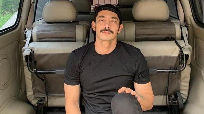 KISAH Aktor Abimana Bertemu Ayahnya saat Usia 33 Tahun, Cari Lewat ...