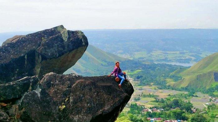 Mengenal Batu Marompa di Samosir, Terbentuk Karena Kutukan Terhadap ...