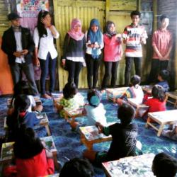 Menengok Perpustakaan Terapung di Belawan - Tribun-medan.com