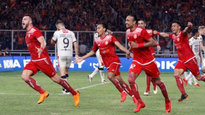Persija Jakarta Juara Piala Presiden, The Jakmania Jebol Pintu Masuk ...