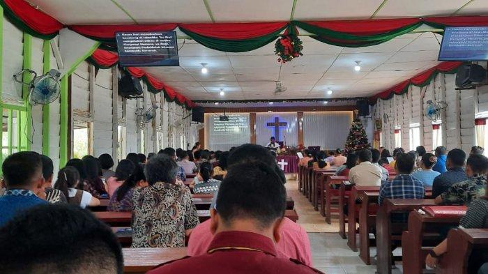 Polres Palas PAM Gereja Sembari Dengar Curhat Warga - Tribun-medan.com