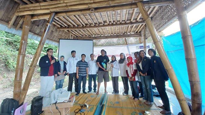 PGN Serahkan CSR ke Desa Silimalombu Samosir - Tribun-medan.com