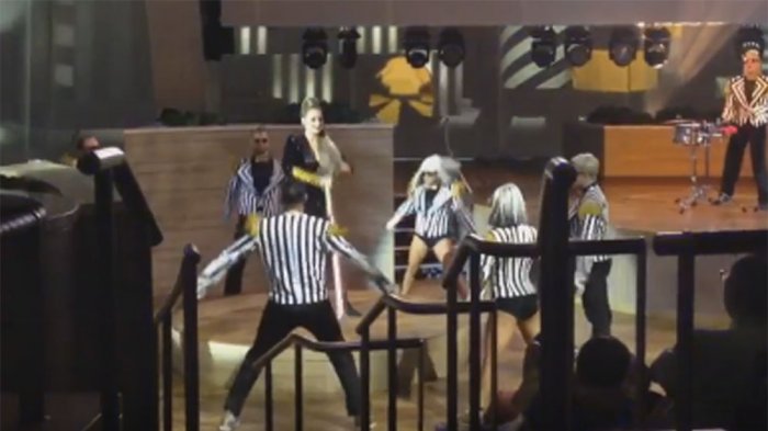 Enggak Ada di Indonesia, Begini Kerennya Pertunjukkan Pixels Show di ...