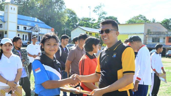 Polres Samosir dan Bhayangkari Cabang Samosir Upacara Peringatan Hari ...