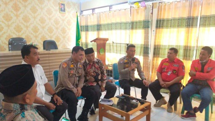 Jumat Curhat, Polres Tapteng Ajak Masyarakat Sampaikan Keluh Kesah - Tribun-medan.com